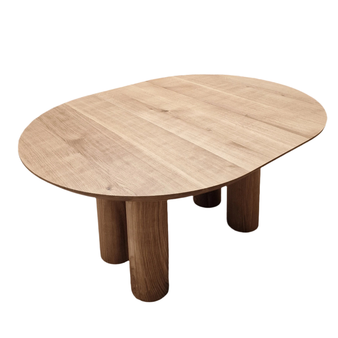 Ella Round Oak Dining Room Table: Timeless Elegance | S10Home
